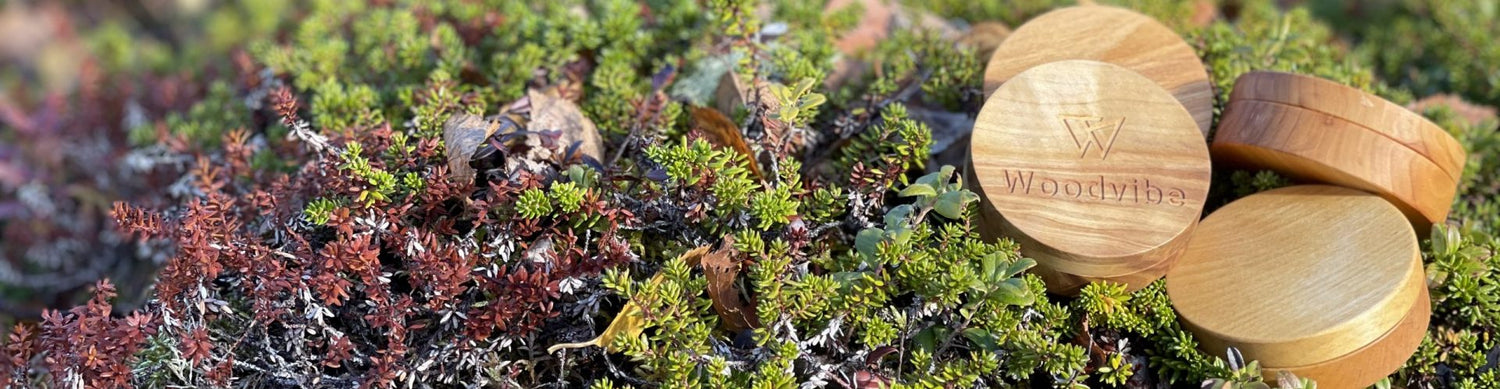 Woodvibe AS, snusboks i tre med personlig tekst og motiv!